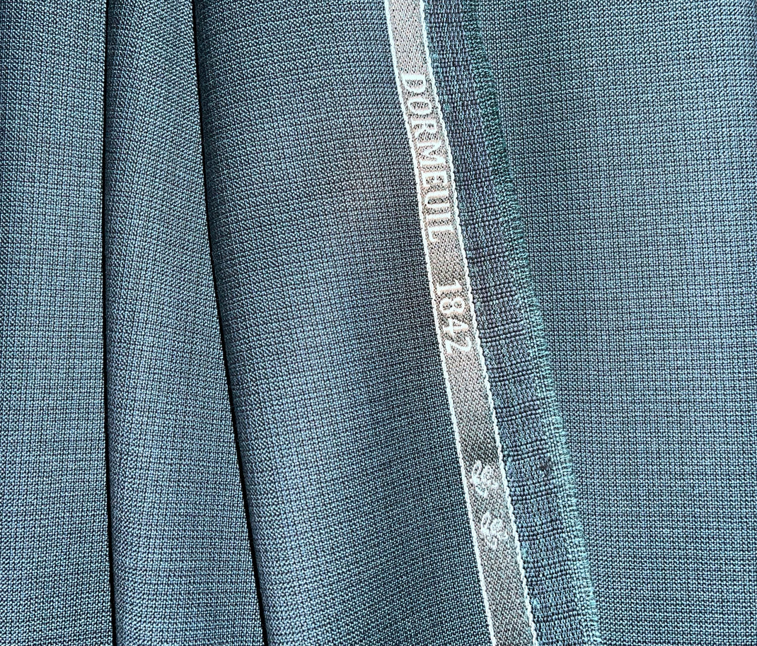 Our Bunches – Dormeuil